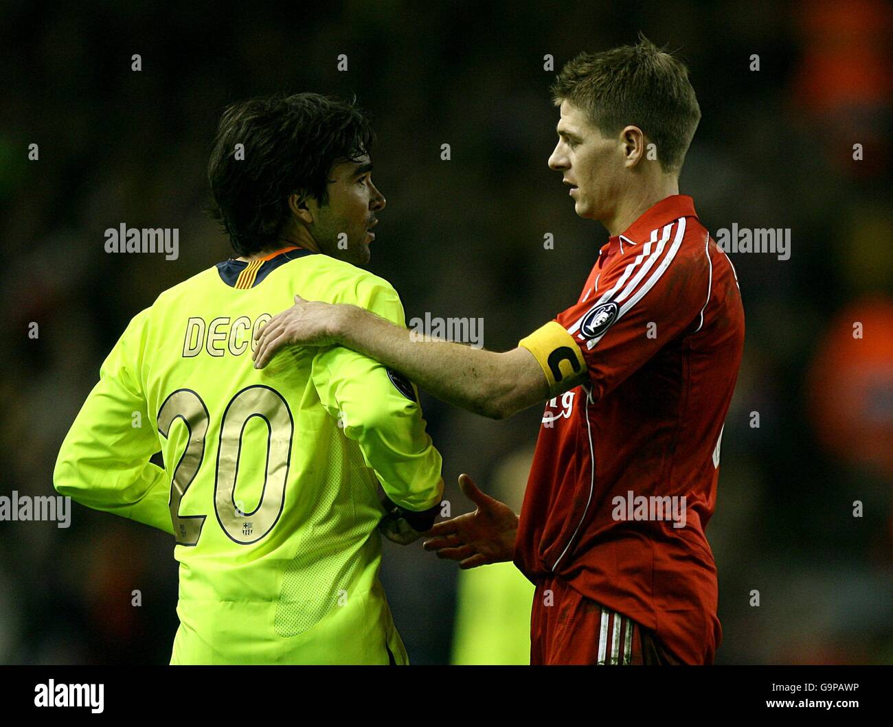 Barcelona steven gerrard hi-res stock photography and images - Alamy