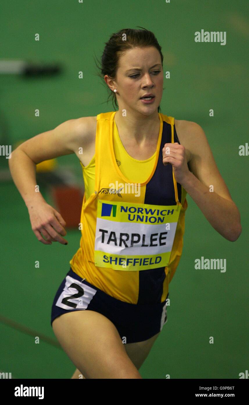Claire tarplee competes in the womens 1500m final hi-res stock ...