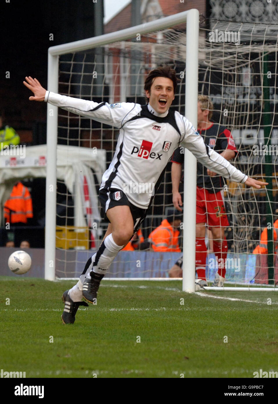 Fulhams vincenzo montella hi-res stock photography and images - Alamy