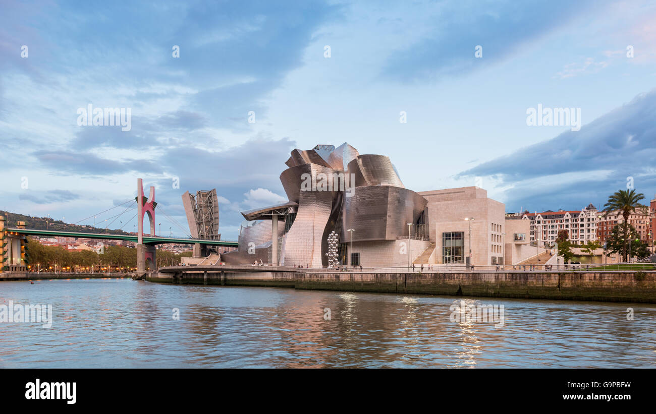 The guggenheim museum bilbao is museum of contemporary art hi-res stock ...