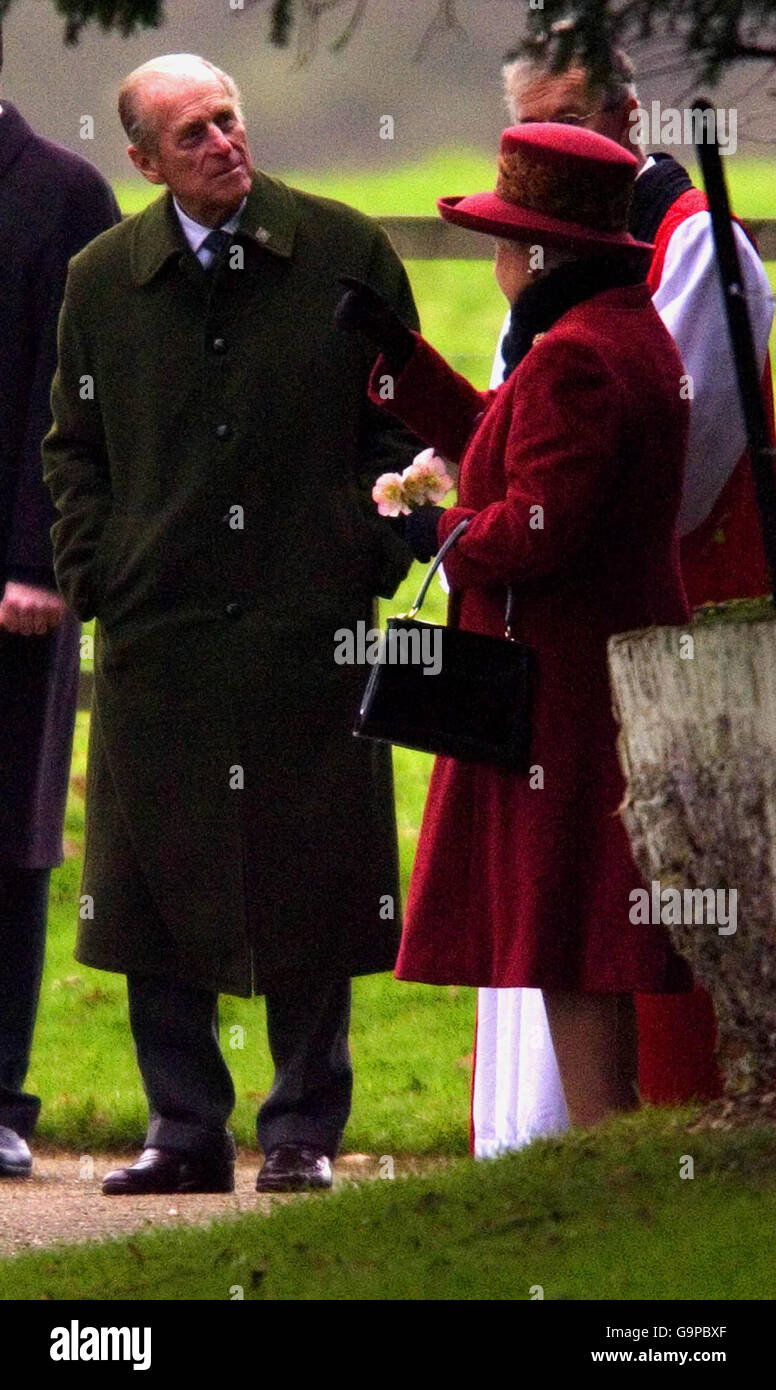 Queen attends church Stock Photo - Alamy