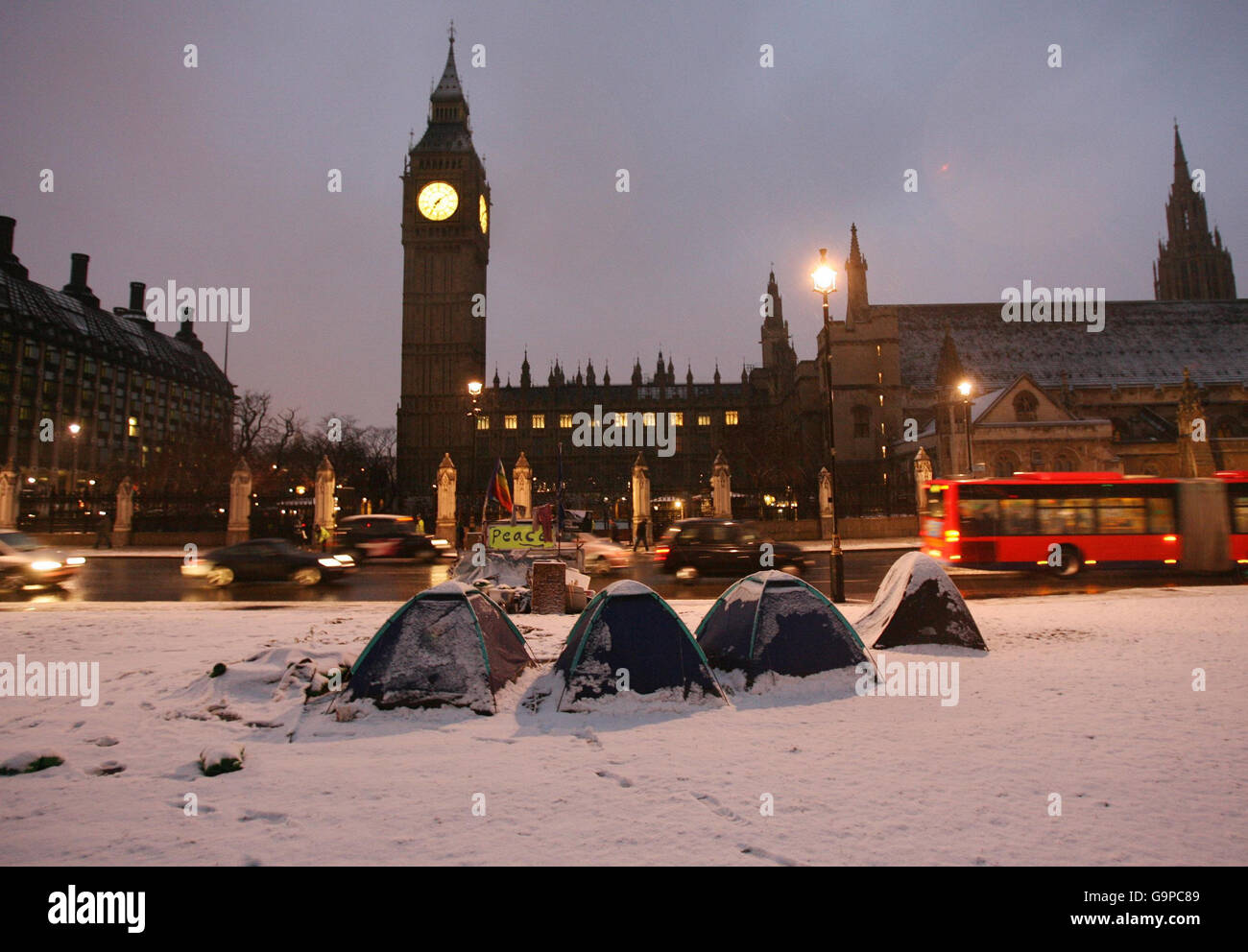 Heavy snowfall across the UK Stock Photo - Alamy