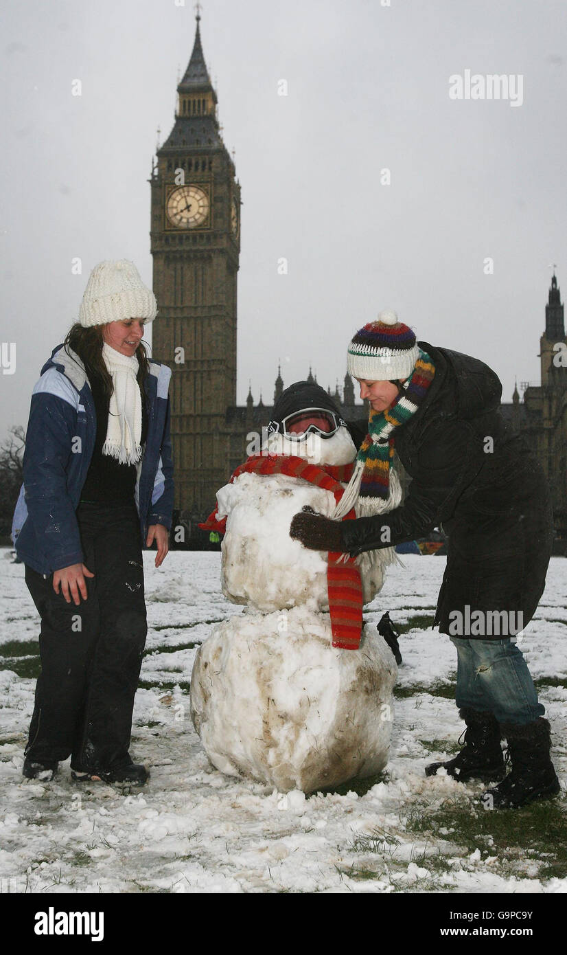 Heavy snowfall across the UK Stock Photo - Alamy