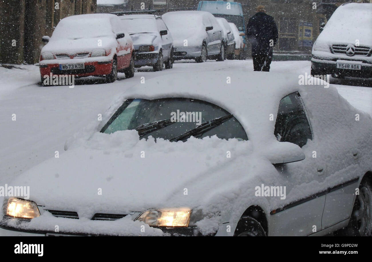 Heavy snowfall across the UK Stock Photo - Alamy