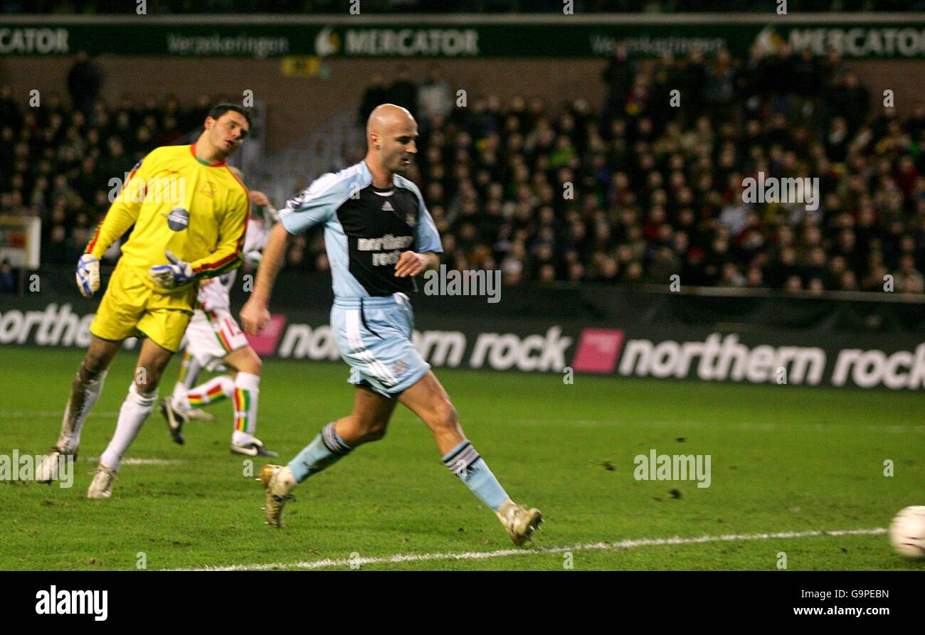 Jules otten stadium hi-res stock photography and images - Alamy