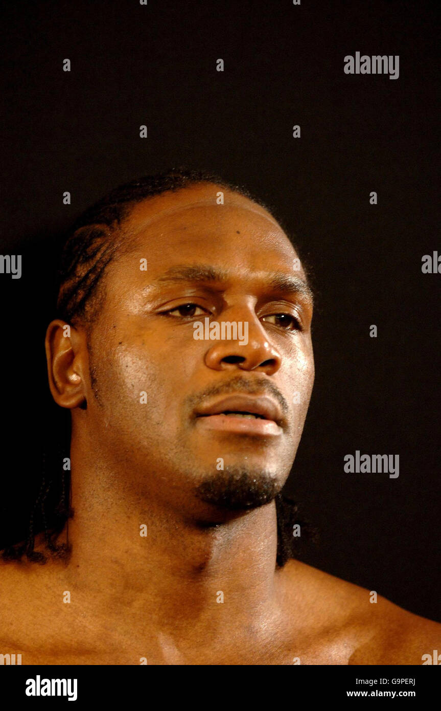 Head shot headshot portrait goatee mangpb hli hi-res stock photography ...