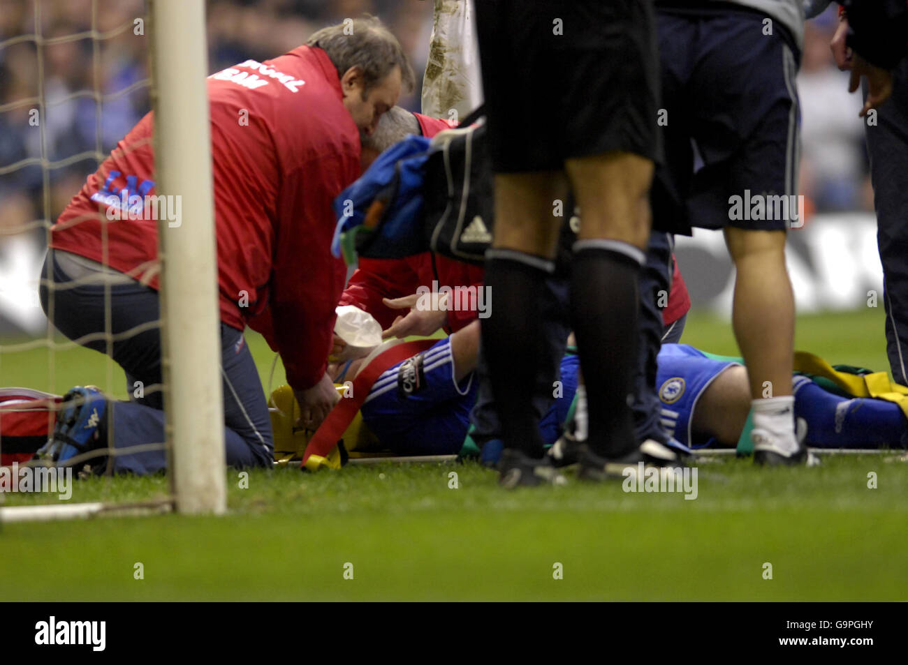 Stretchered off stretcher hi-res stock photography and images - Alamy
