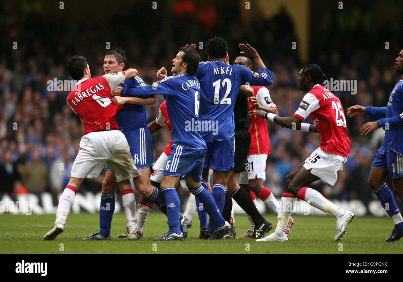Soccer - Carling Cup - Final - Chelsea v Arsenal - Millennium Stadium ...