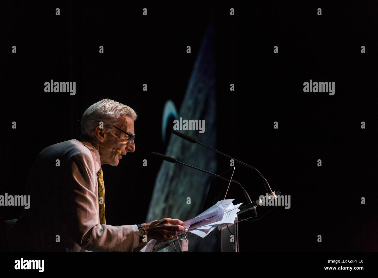 Cosmologist hi-res stock photography and images - Alamy