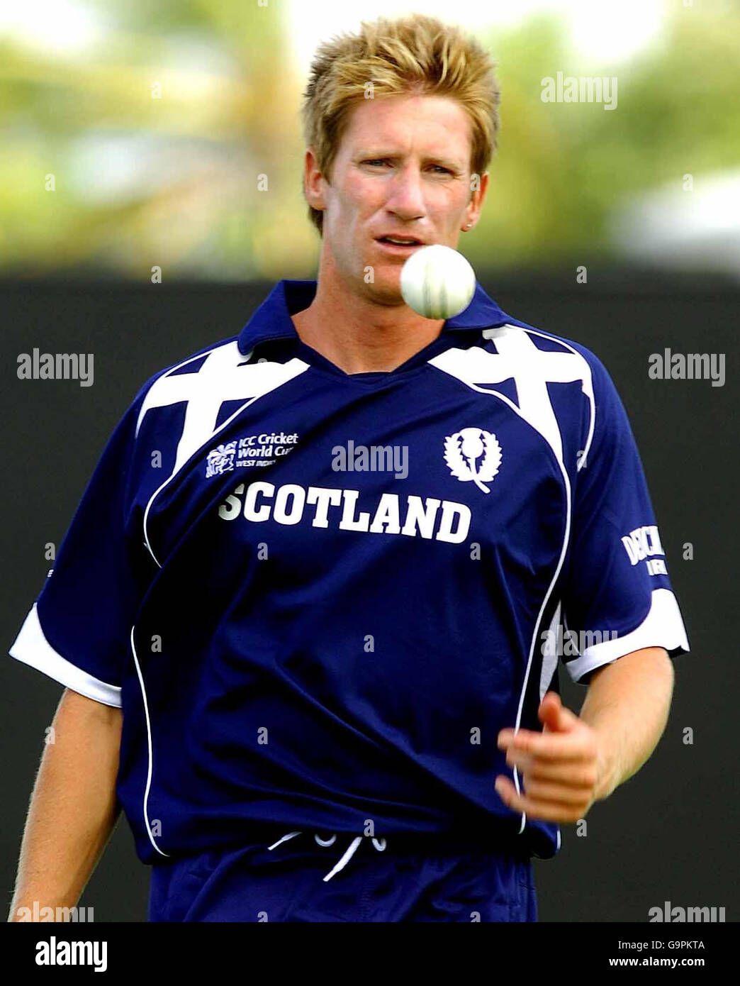 John blain cricket hi-res stock photography and images - Alamy