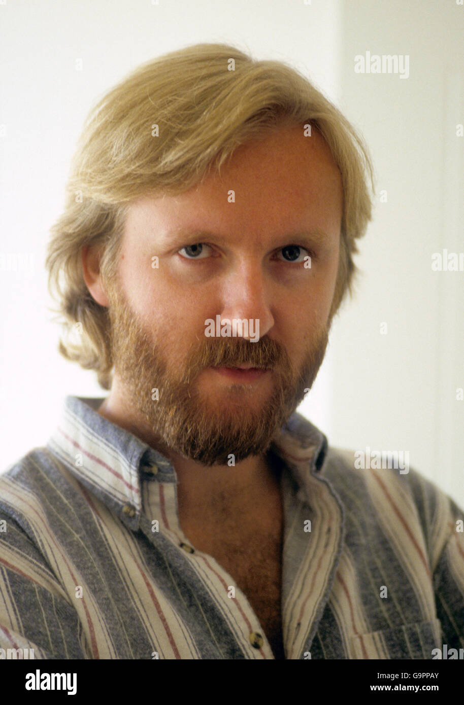 JAMES CAMERON Director USA Stock Photo - Alamy