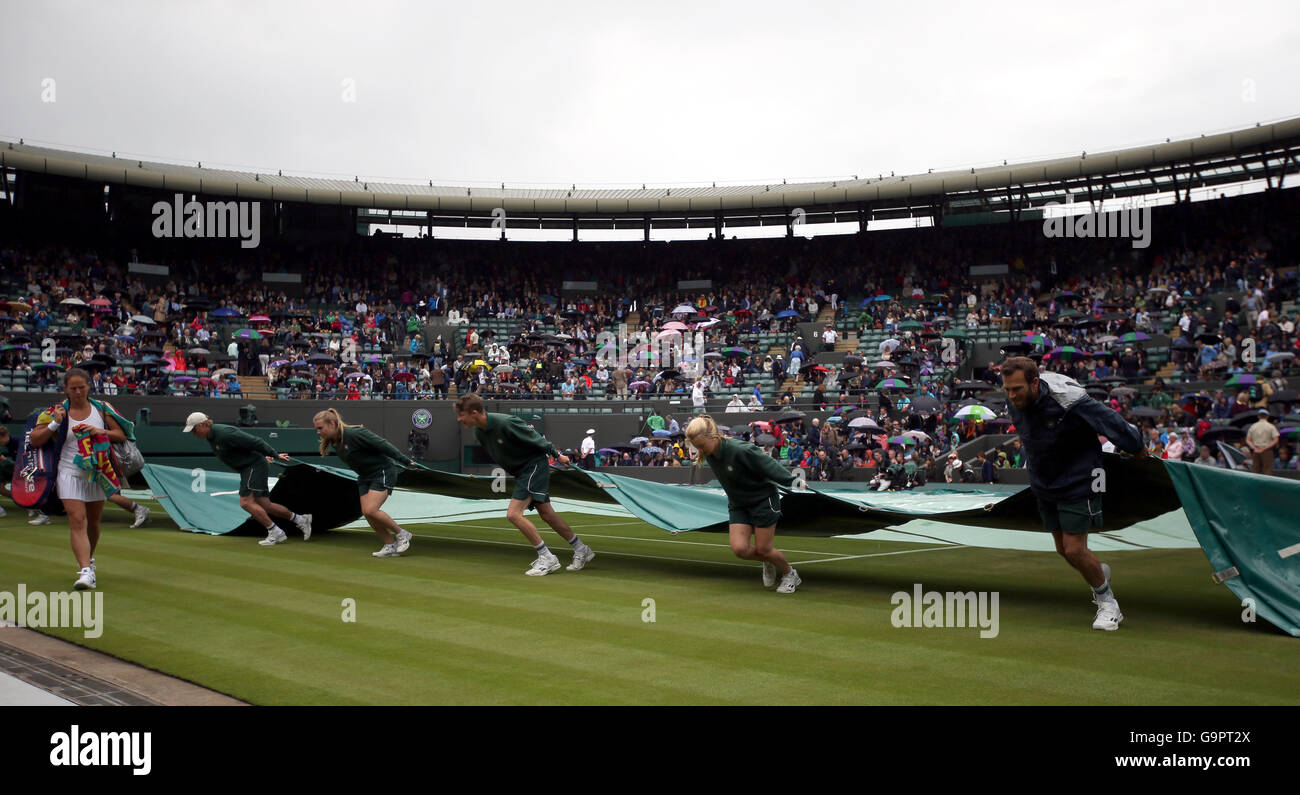 Ground Staff Cover Court High Resolution Stock Photography and Images ...