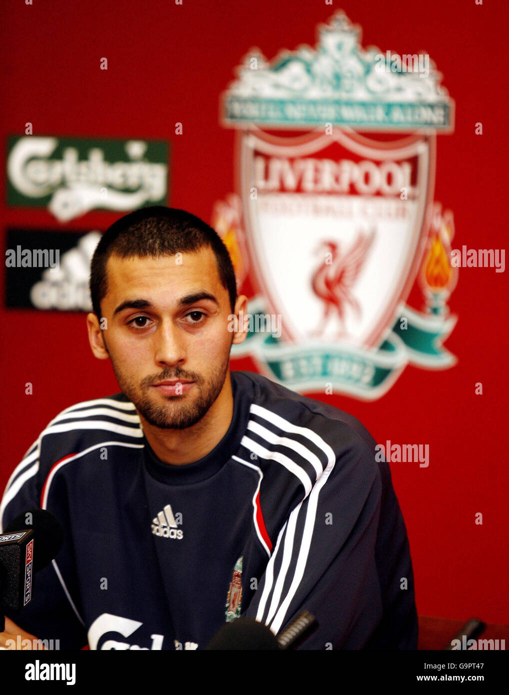 Signing alvaro arbeloa hi-res stock photography and images - Alamy