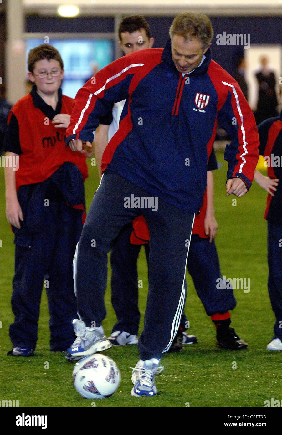 Game football hi-res stock photography and images - Alamy