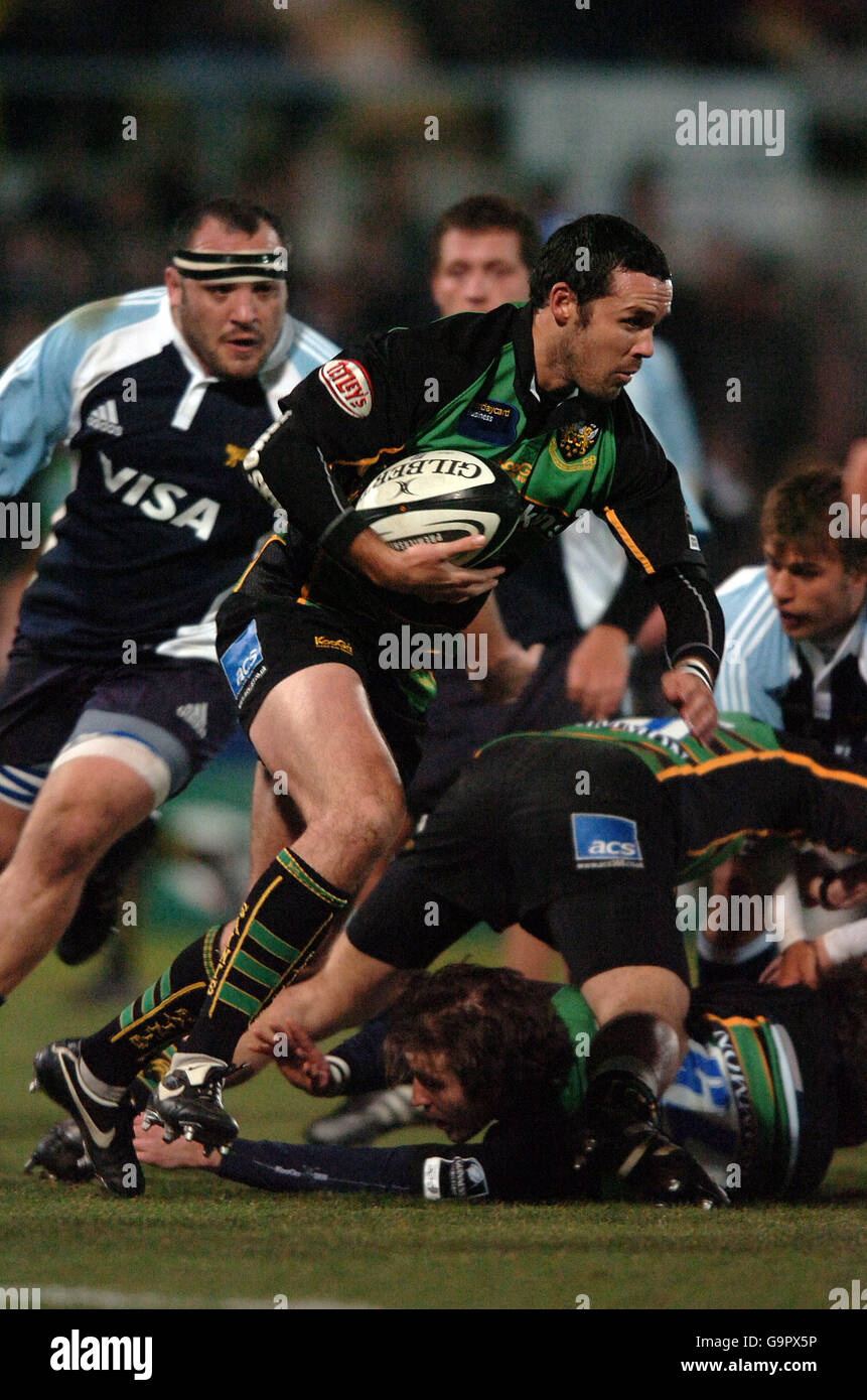 Travis perkins challenge hi-res stock photography and images - Alamy