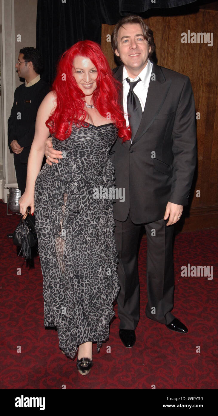 Jonathan ross and wife hi-res stock photography and images - Alamy