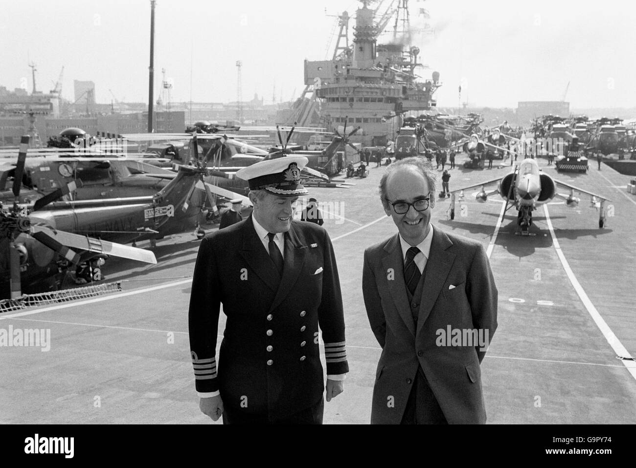 John nott falklands hi-res stock photography and images - Alamy