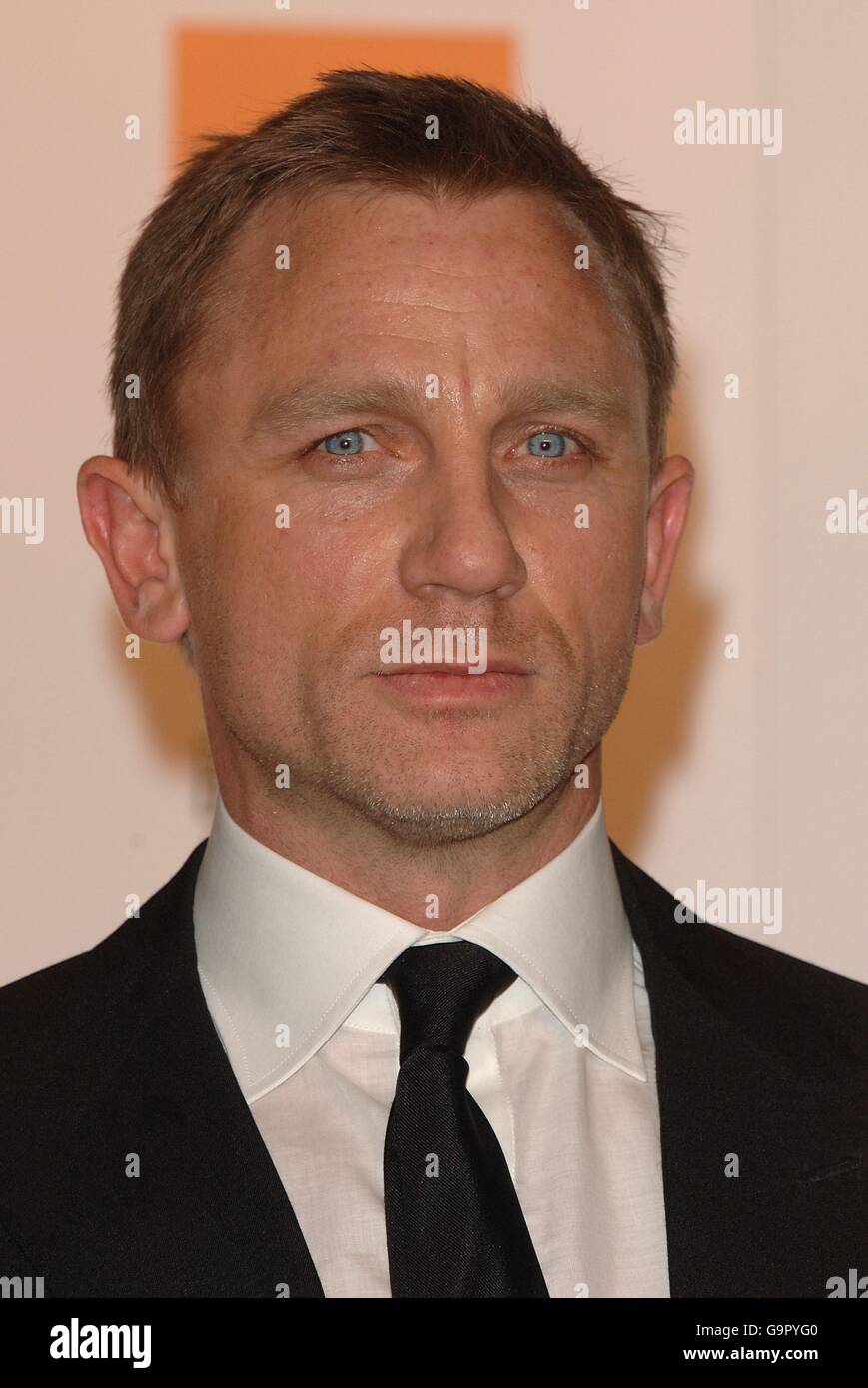 Bafta baftas baftas half length mid top hi-res stock photography and ...