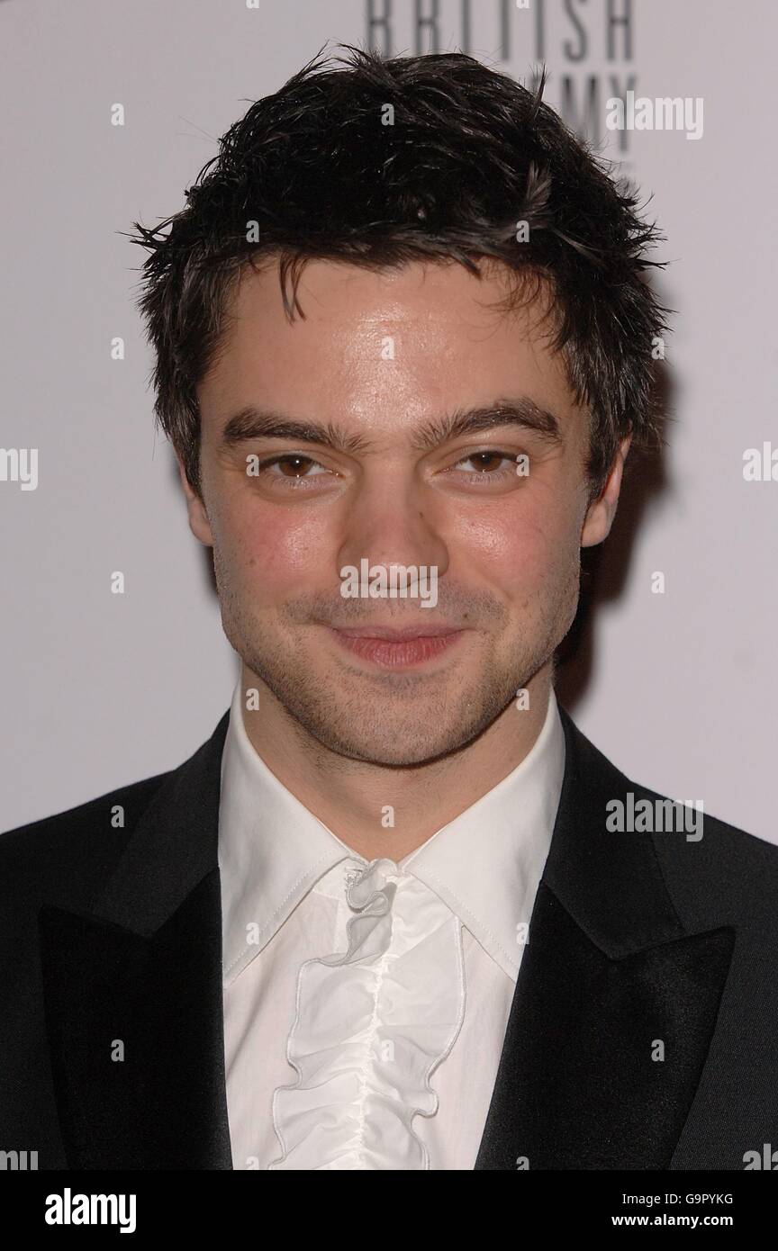 Dominic cooper headshot hi-res stock photography and images - Alamy