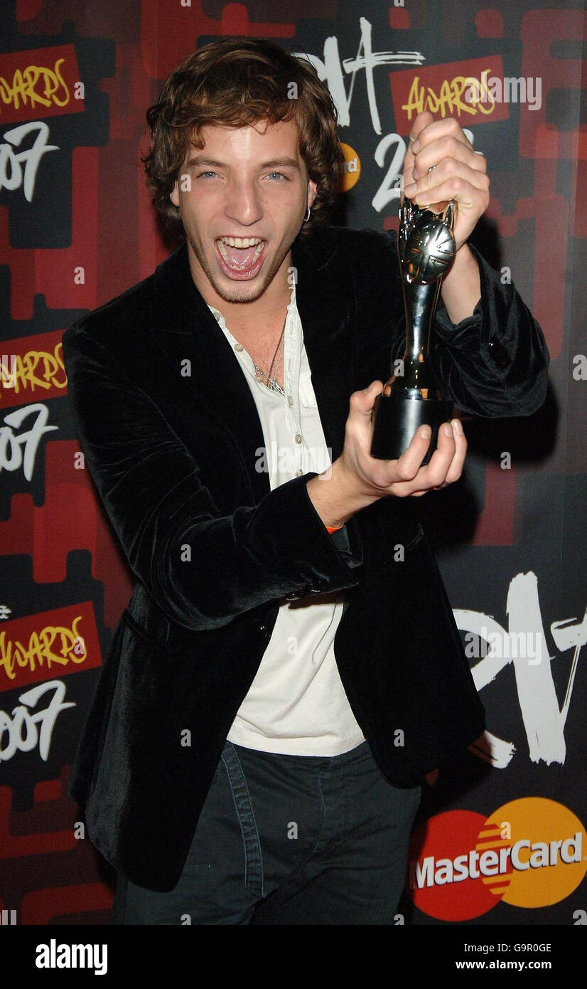 Brit awards logo hi-res stock photography and images - Alamy