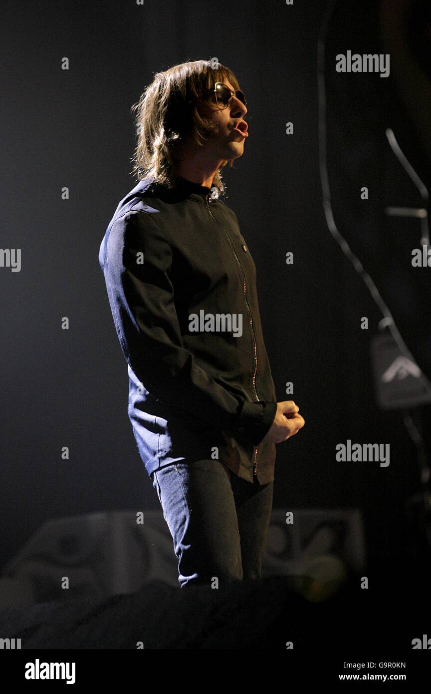 Oasis perform on stage, during the BRIT Awards 2007, at Earls Court in ...