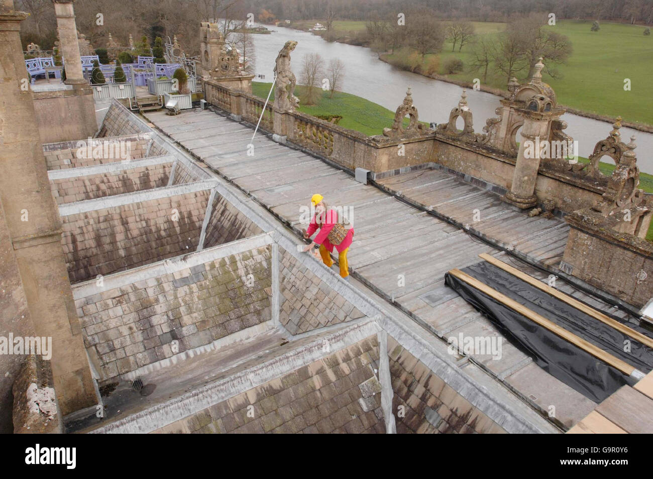 Buildings and landmarks longleat house hi-res stock photography and ...