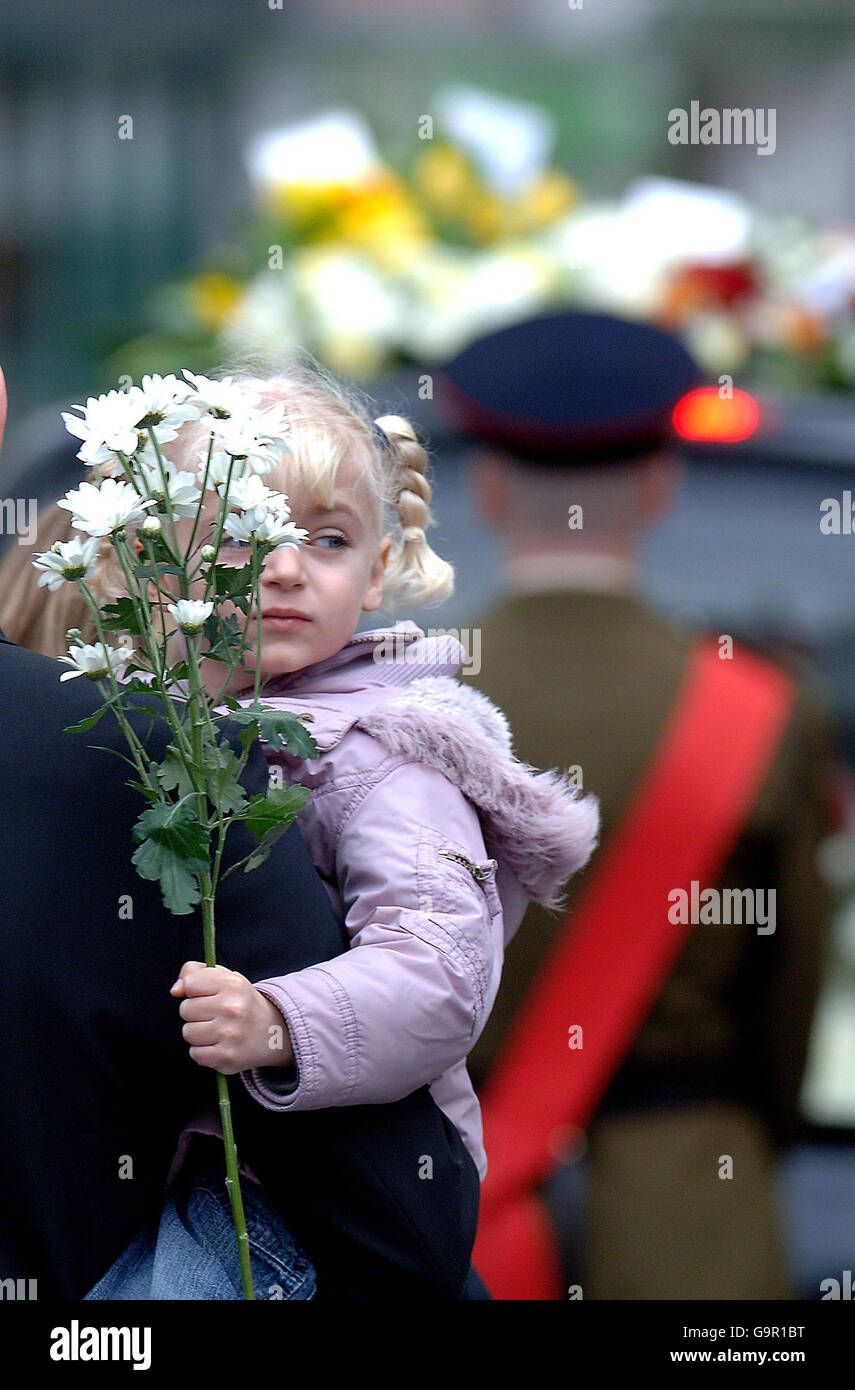 Funeral of soldier Pte. Luke Daniel Simpson Stock Photo - Alamy