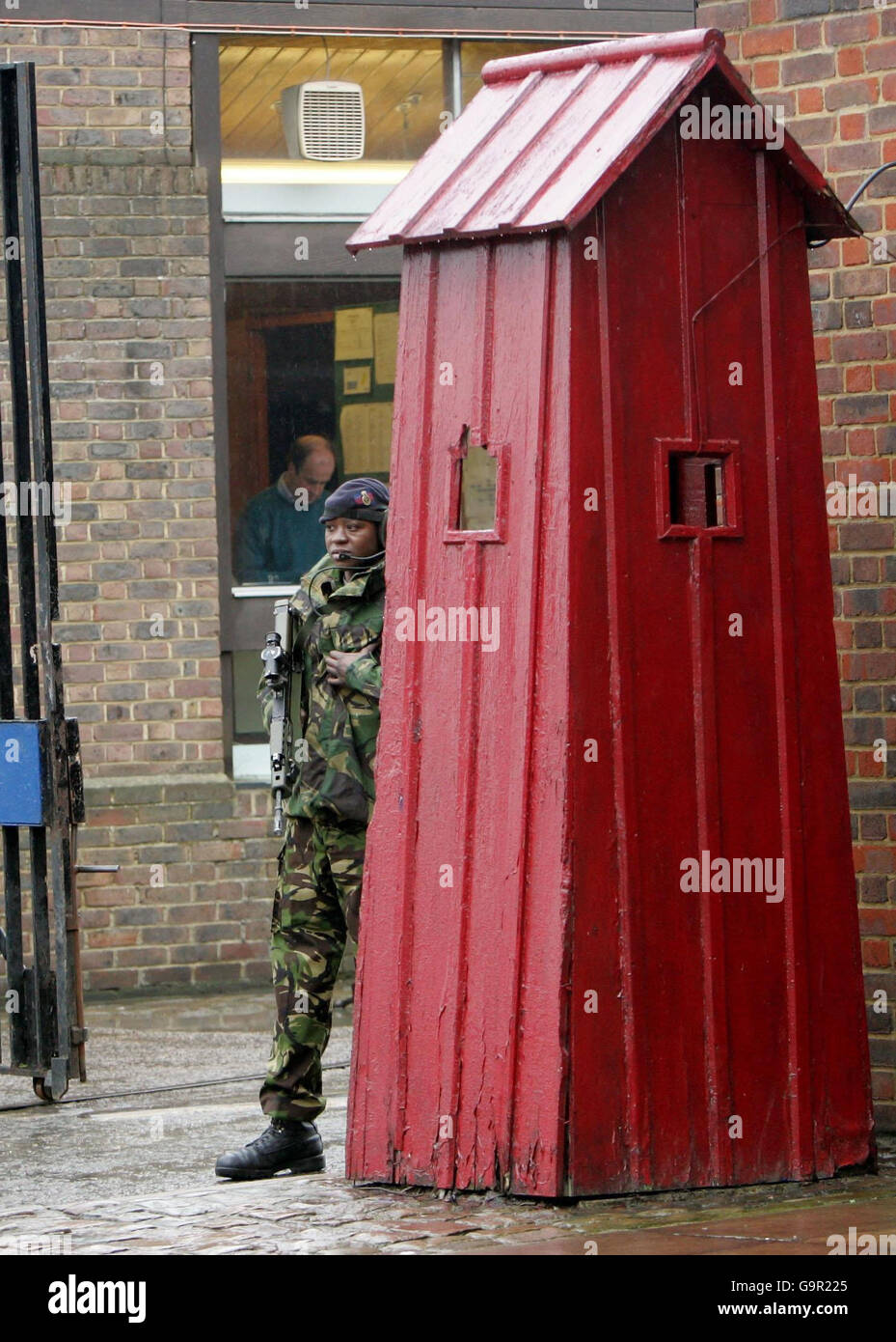 Prince Harry deployment to Iraq Stock Photo - Alamy