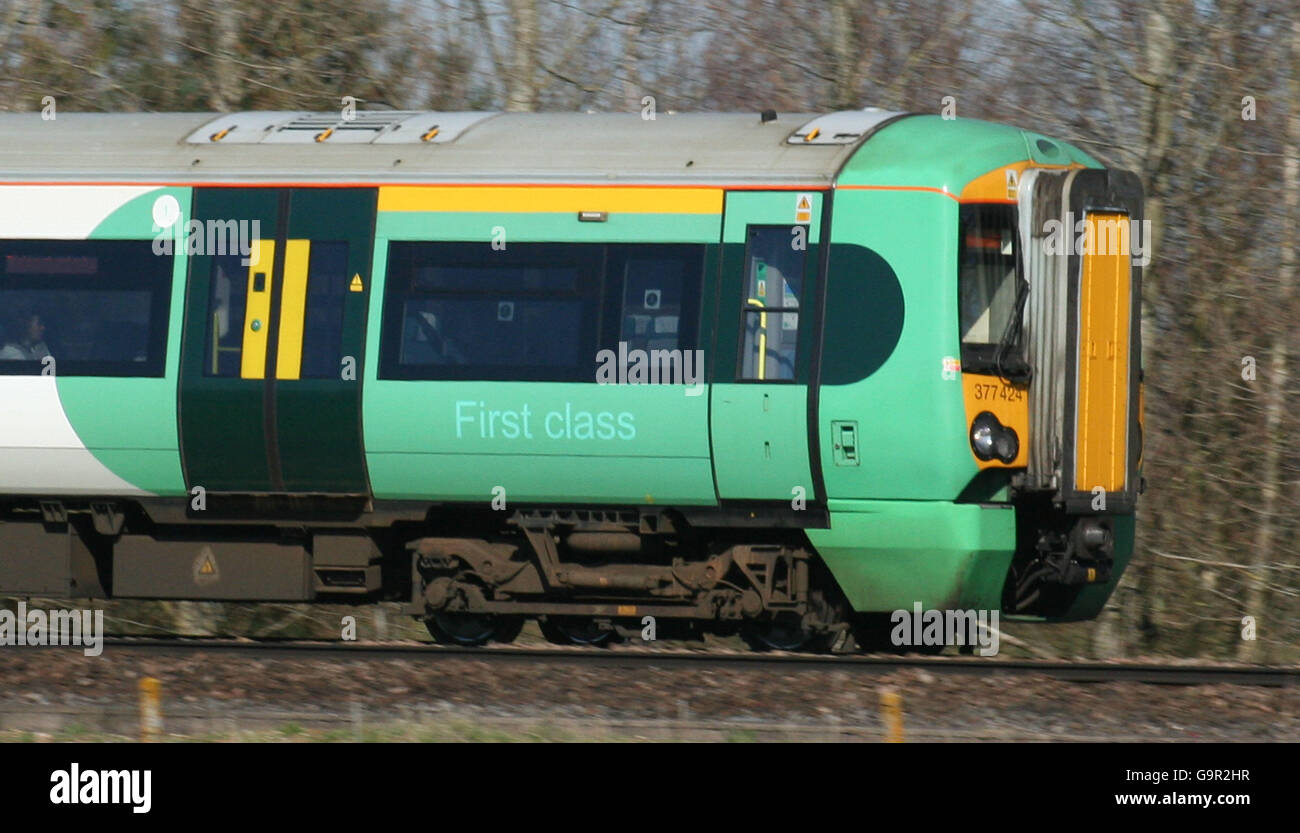 Southern Class 377 Stock Photos & Southern Class 377 Stock Images - Alamy Southern Class 377 Stock Photos & Southern Class 377 Stock Images - Alamy