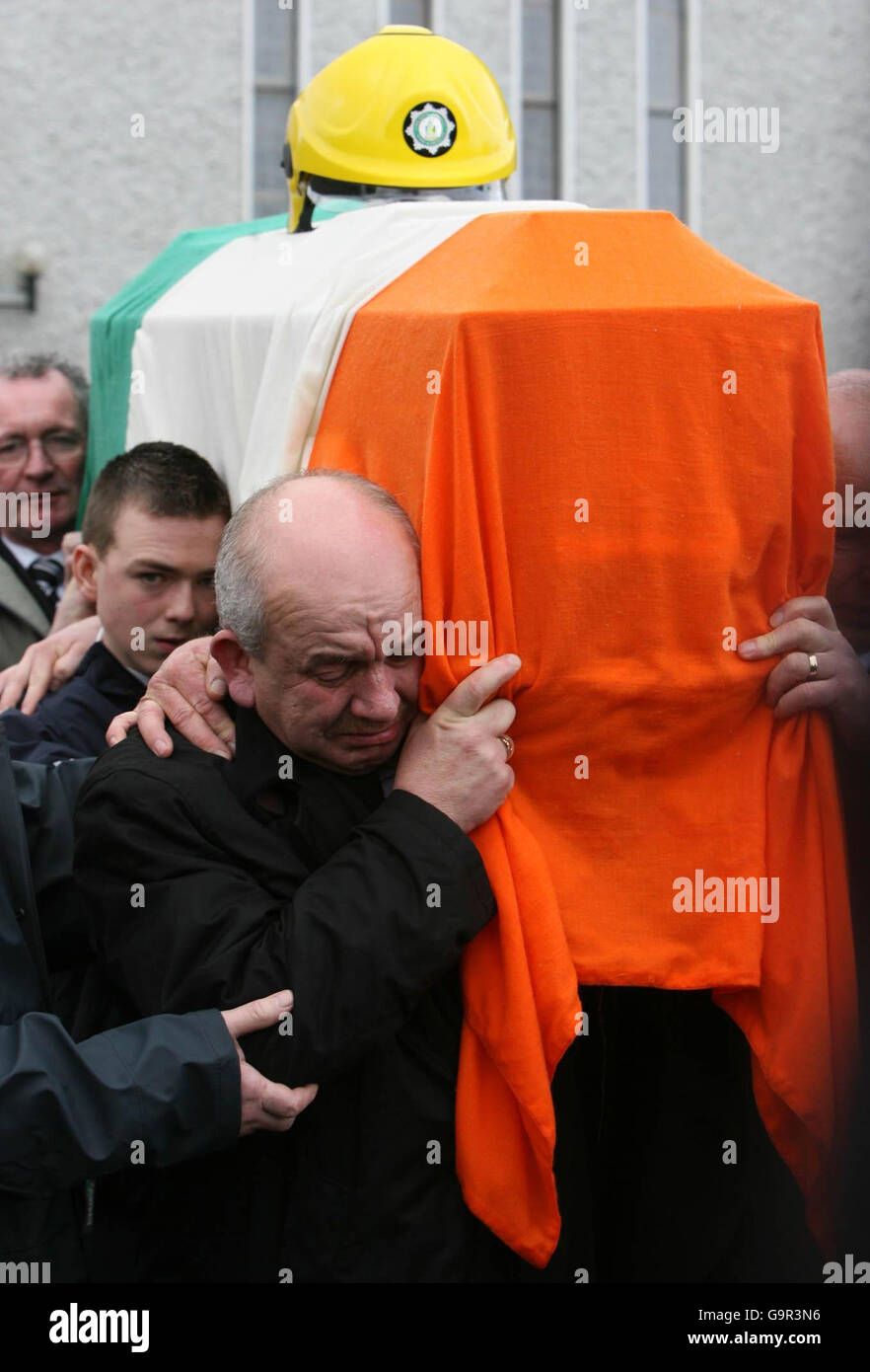 Volunteer firefighter funeral in Ireland Stock Photo - Alamy