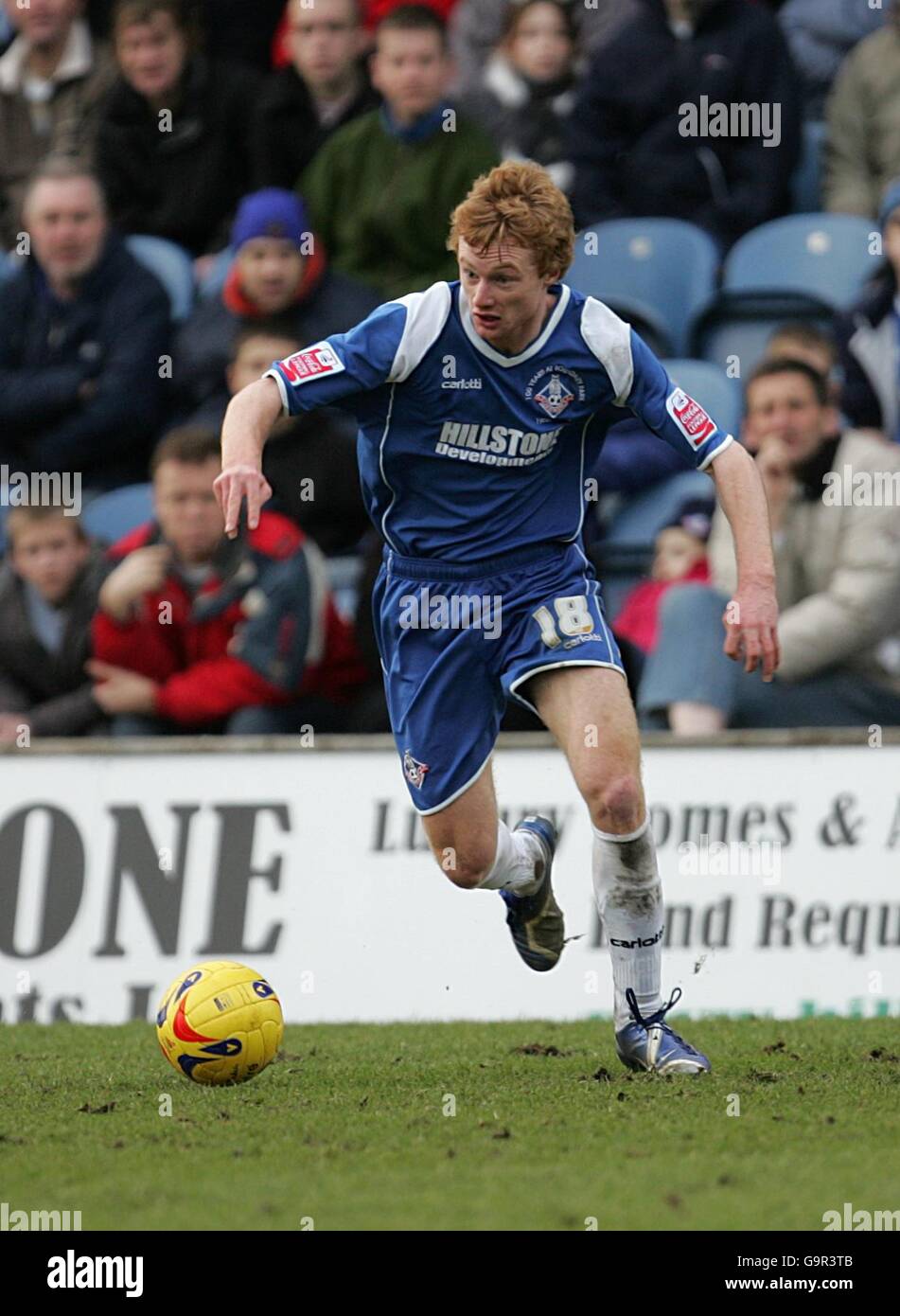 Oldham athletic v millwall hi-res stock photography and images - Alamy