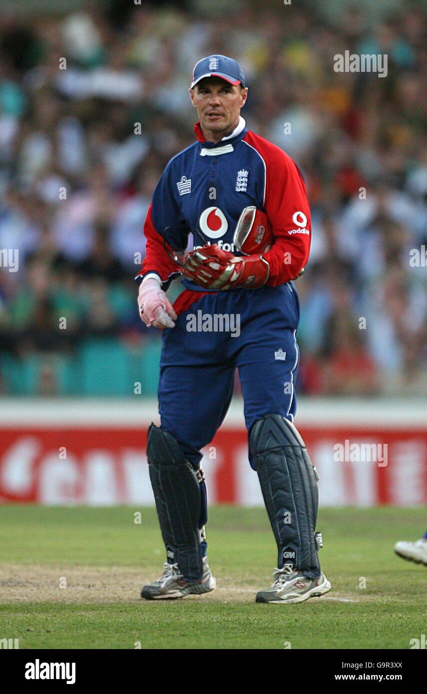 Cricket ashes tour twenty20 international australia england cricket ...