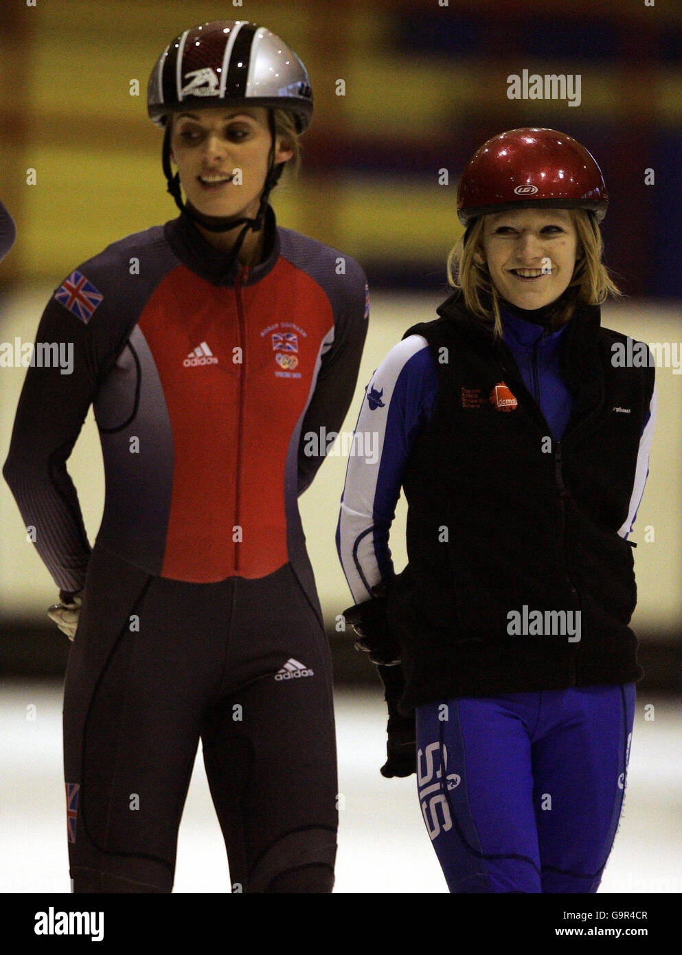 World championship short track speed skating hi-res stock photography ...