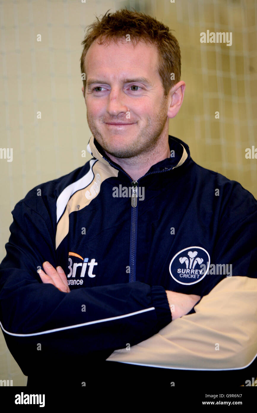 Cricket show head shot hi-res stock photography and images - Alamy