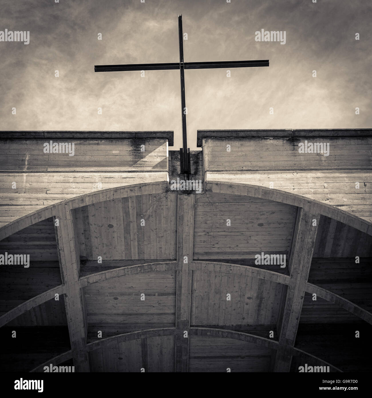 cross of church Stock Photo - Alamy
