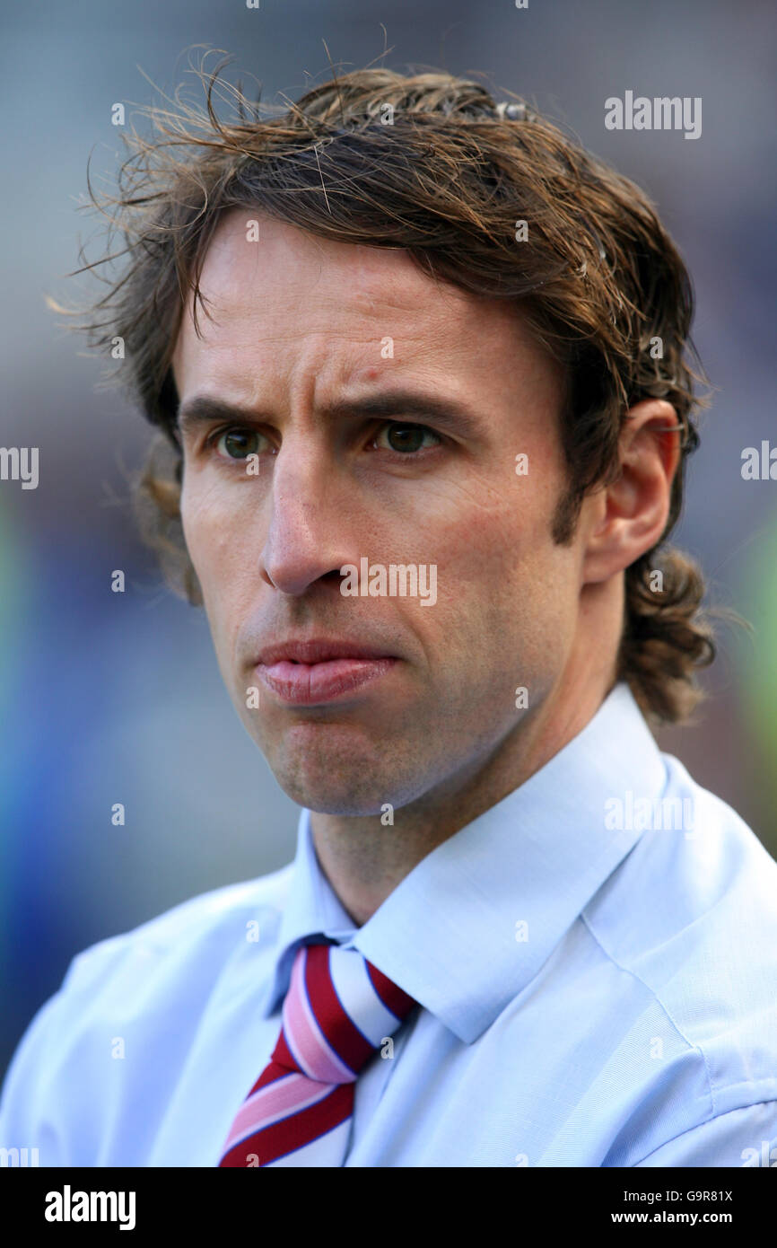 James southgate hi-res stock photography and images - Alamy