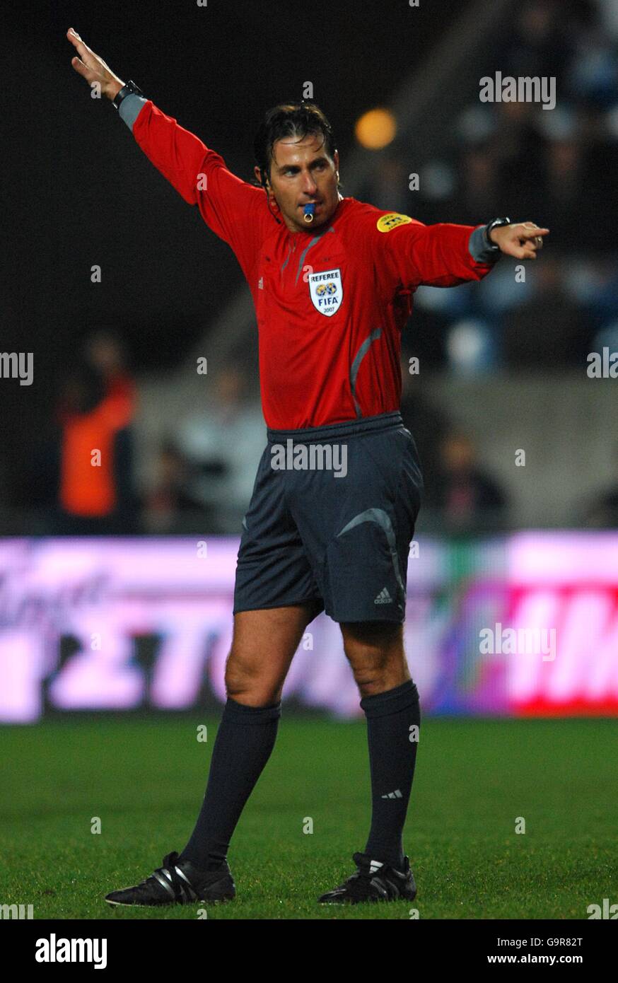 Referee gianluca paparesta hi-res stock photography and images - Alamy