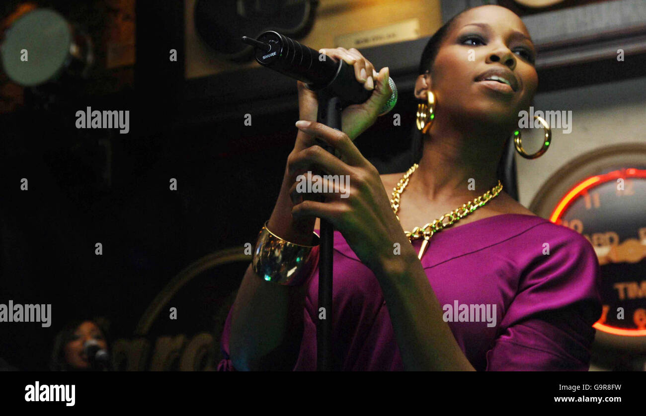 Jamelia live hard rock cafe hi-res stock photography and images - Alamy