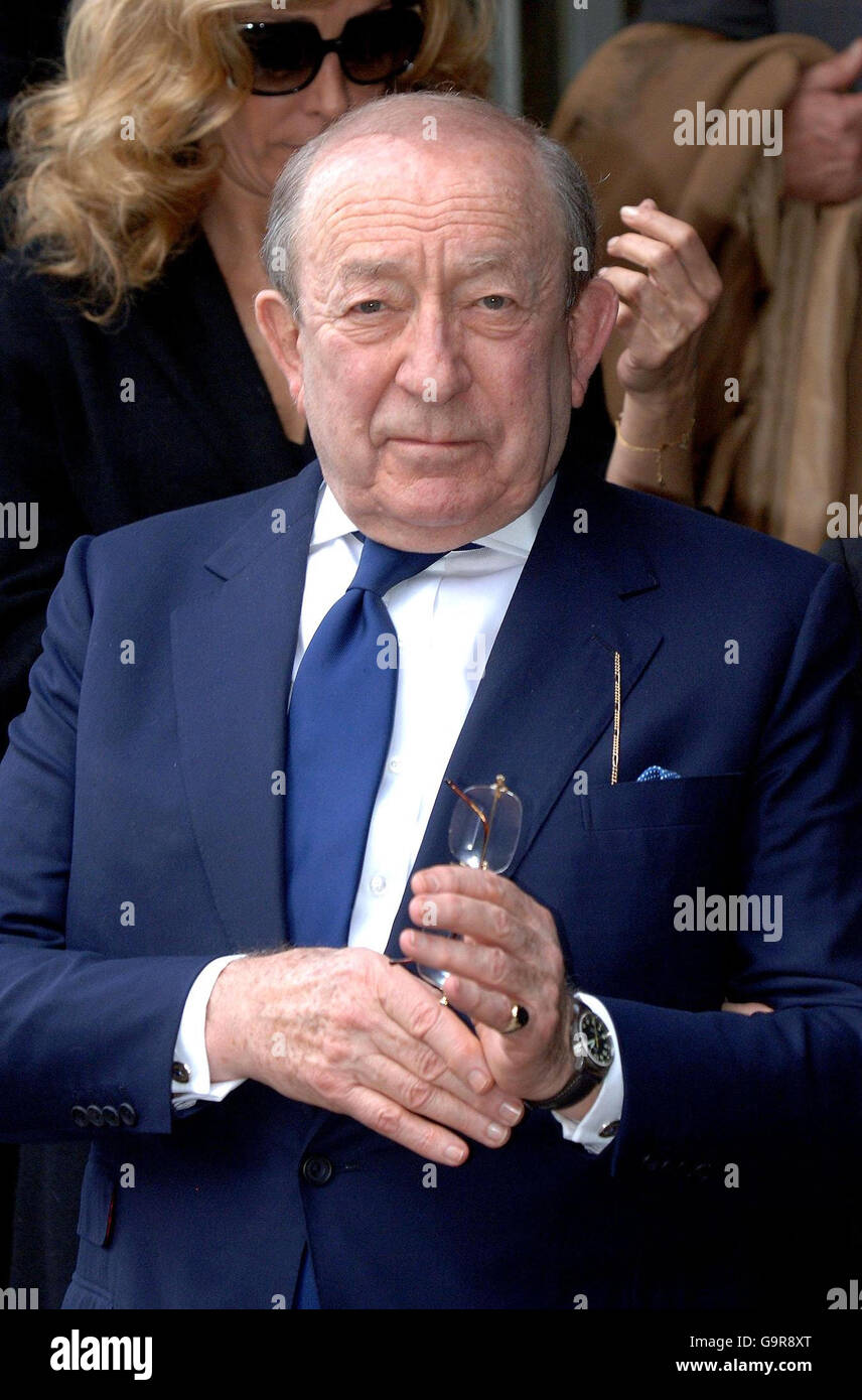 Stanley Tollman leaves the City of Westminster Magistrates court in ...