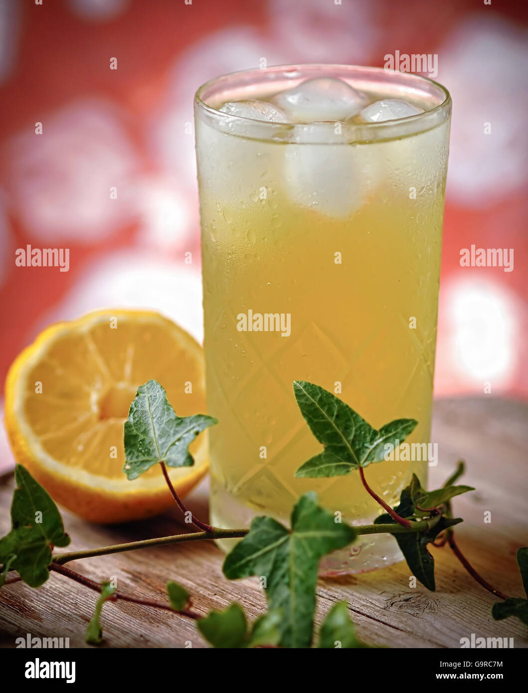 Tea with ice cubes hi-res stock photography and images - Alamy