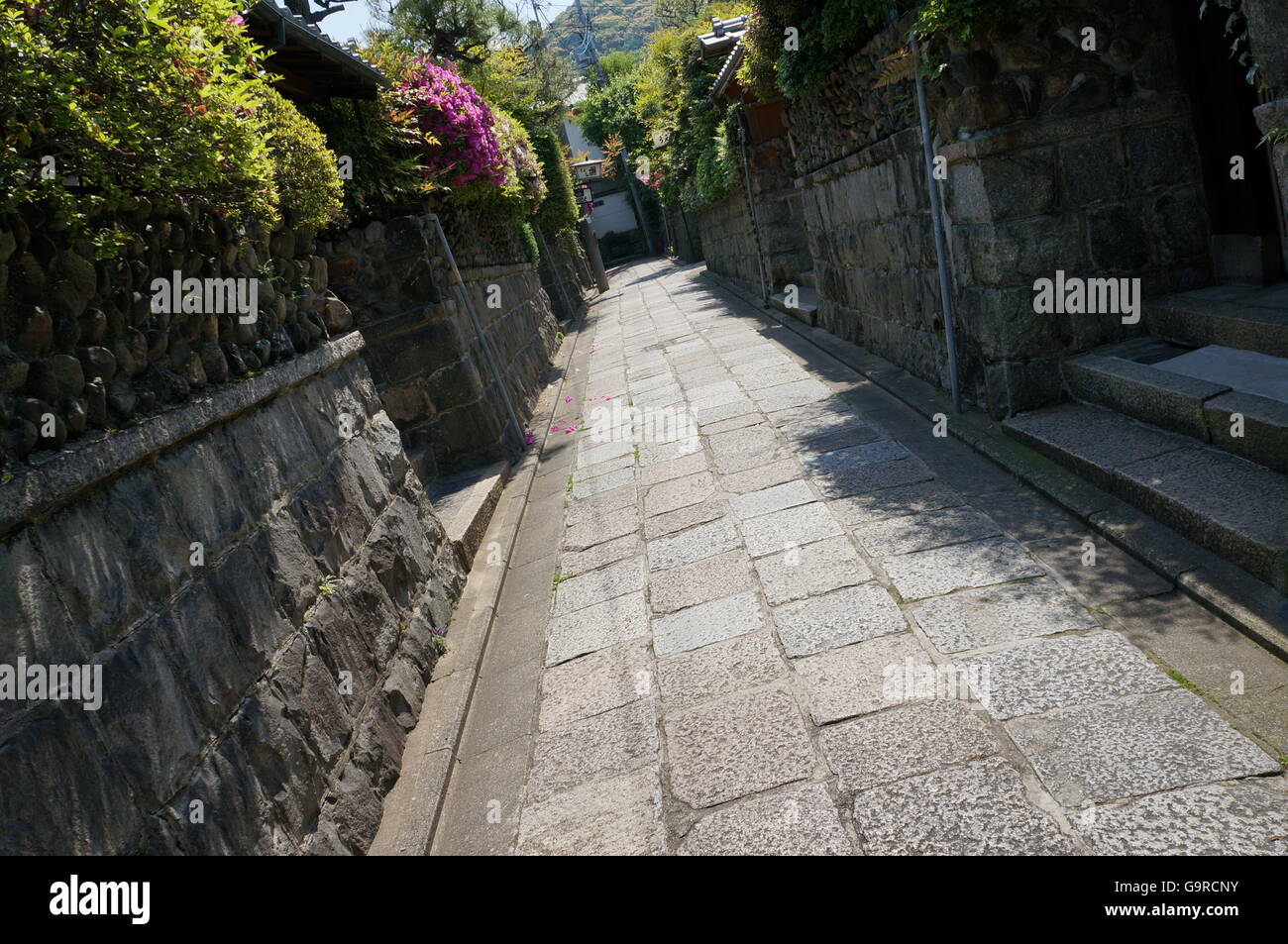 Empty street japan hi-res stock photography and images - Alamy