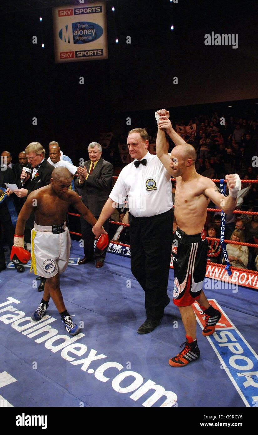 Boxing - European bantamweight title fight - Ian Napa v Simone ...
