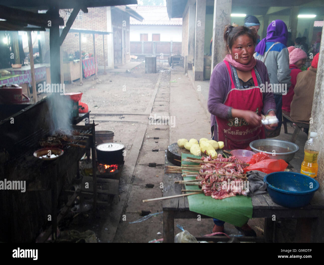 Market at boun tai hi-res stock photography and images - Alamy