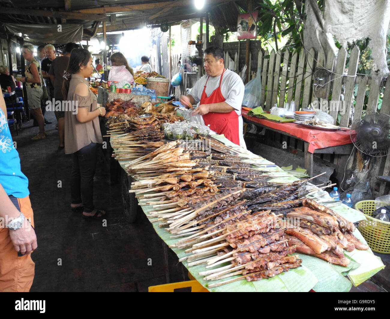 Asian meat market hi-res stock photography and images - Alamy