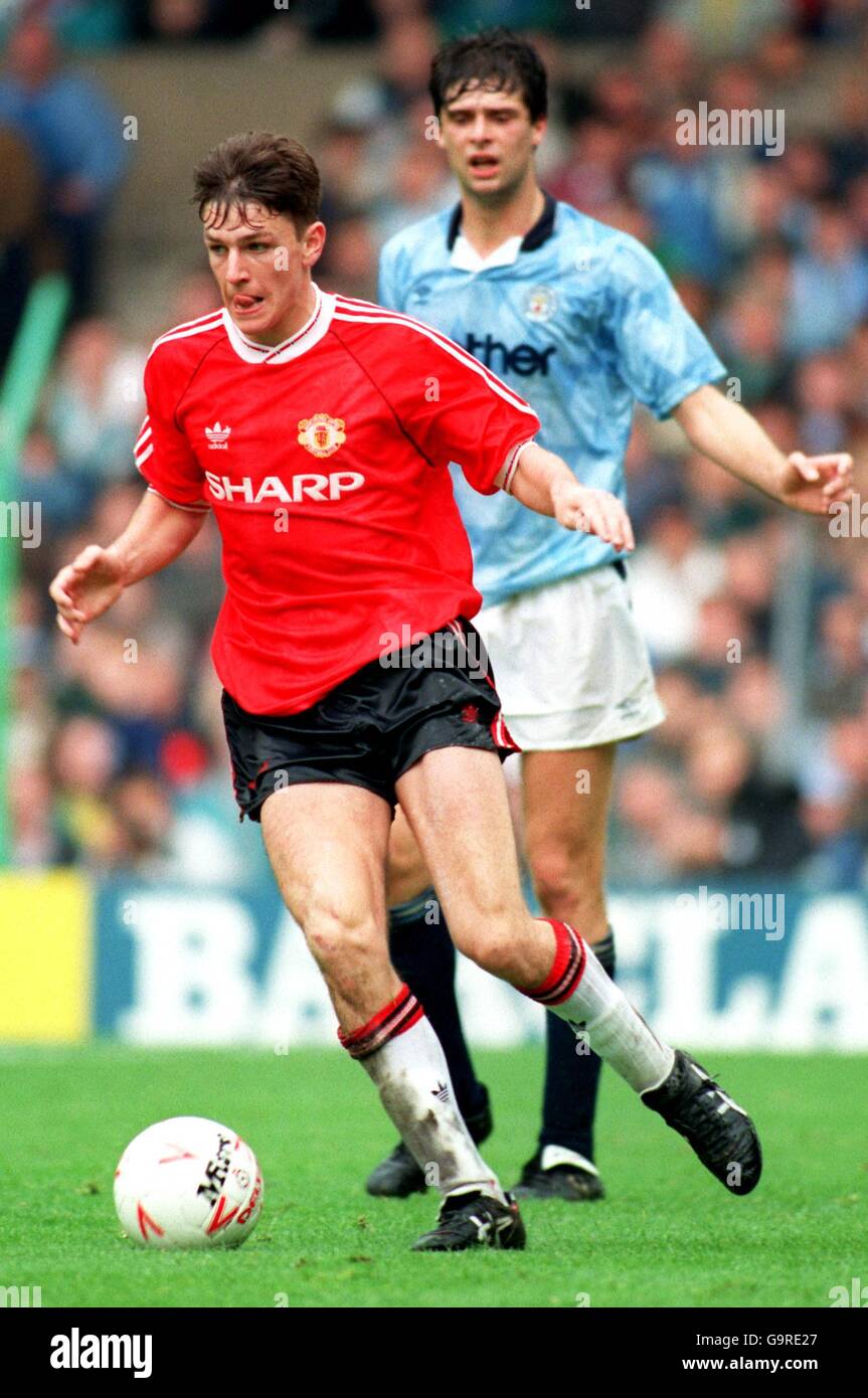 Lee sharpe manchester united hi-res stock photography and images - Alamy