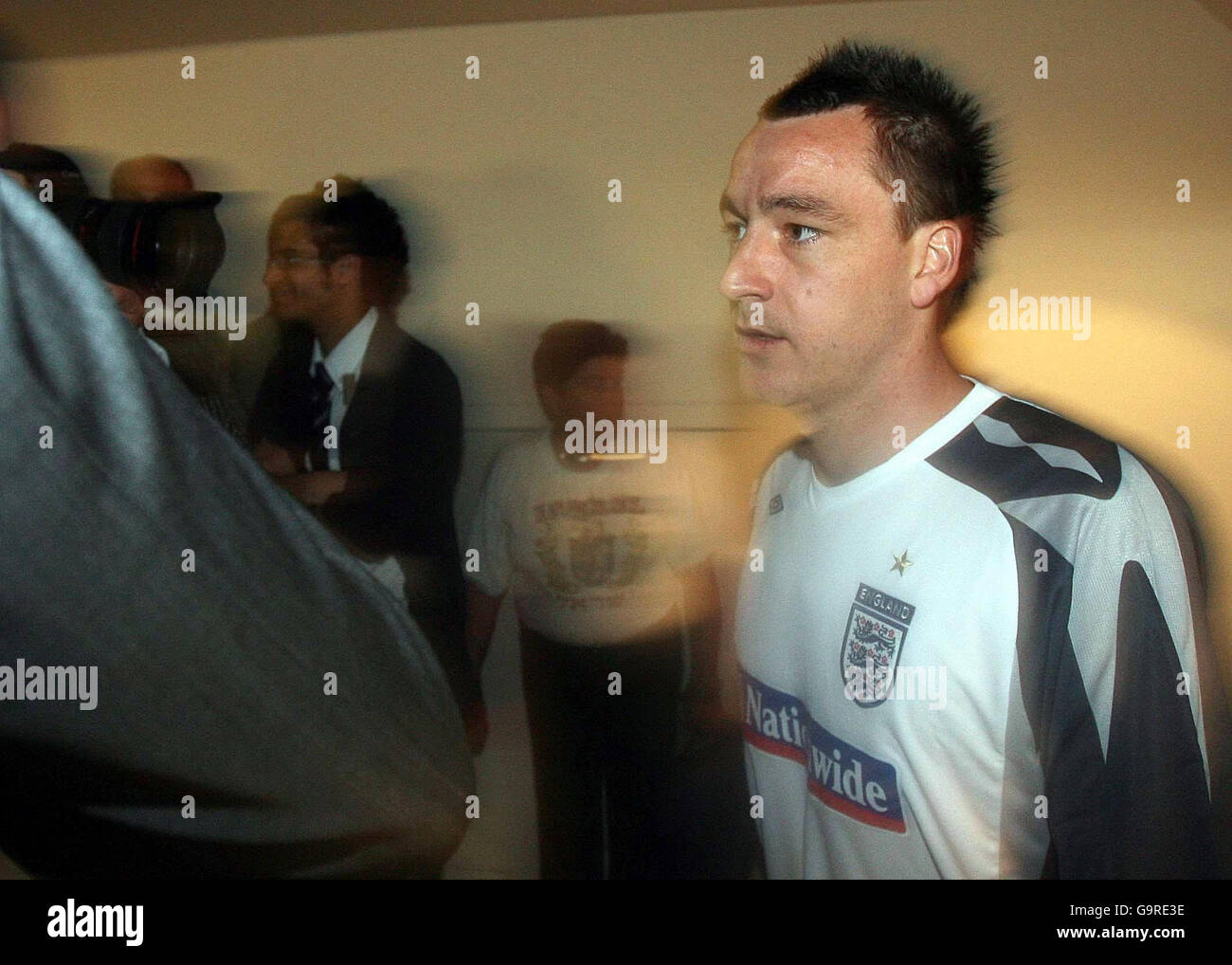 Englands captain john terry hi-res stock photography and images - Alamy