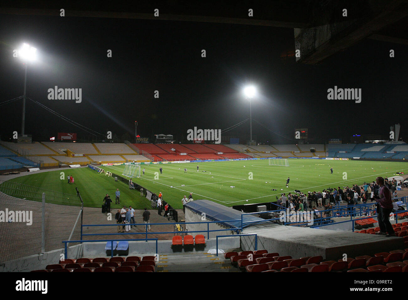 England israel general soccer hi-res stock photography and images - Alamy