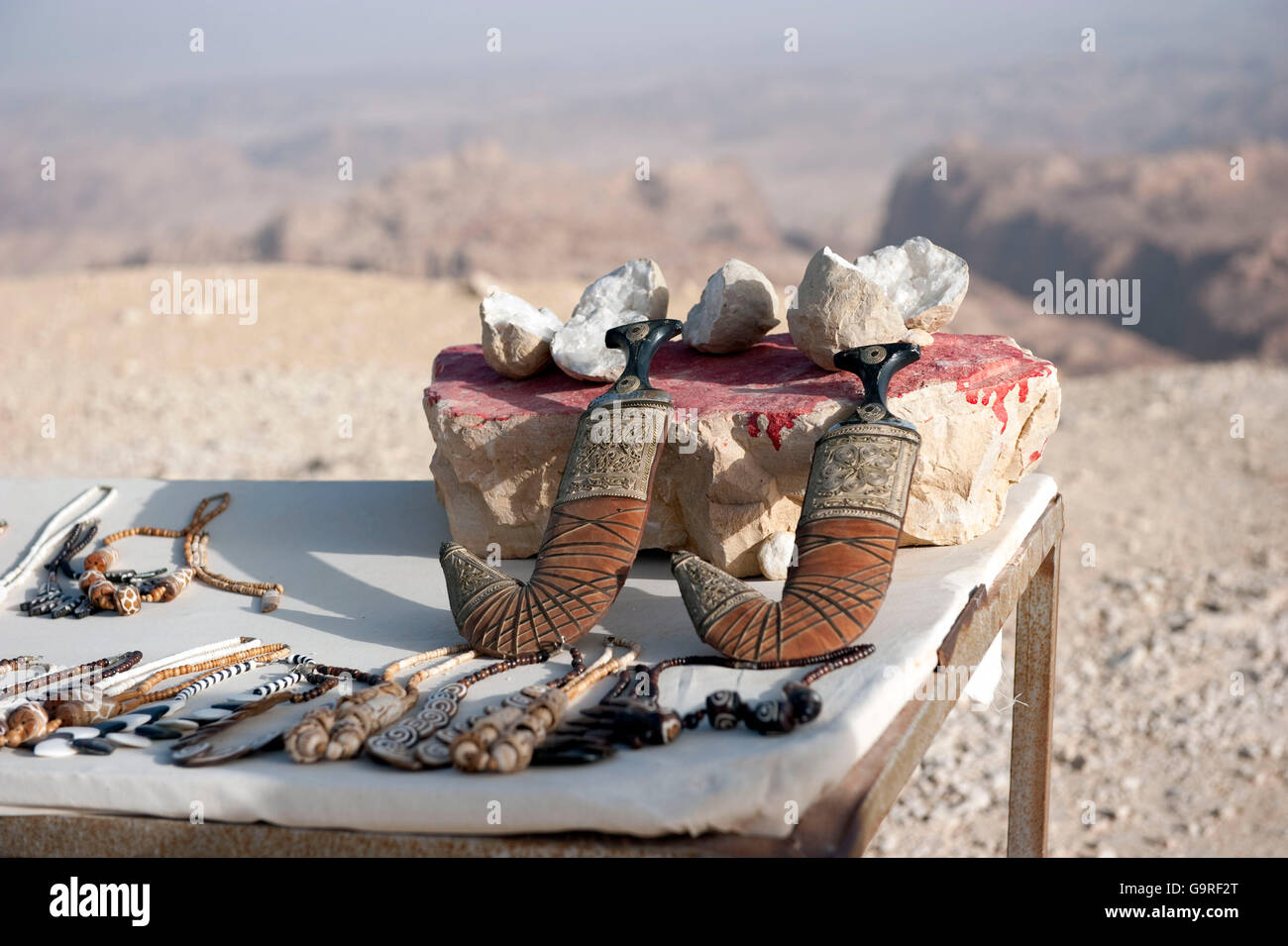 Arabian knife, necklace, souvenir, Petra, Jordan Stock Photo - Alamy