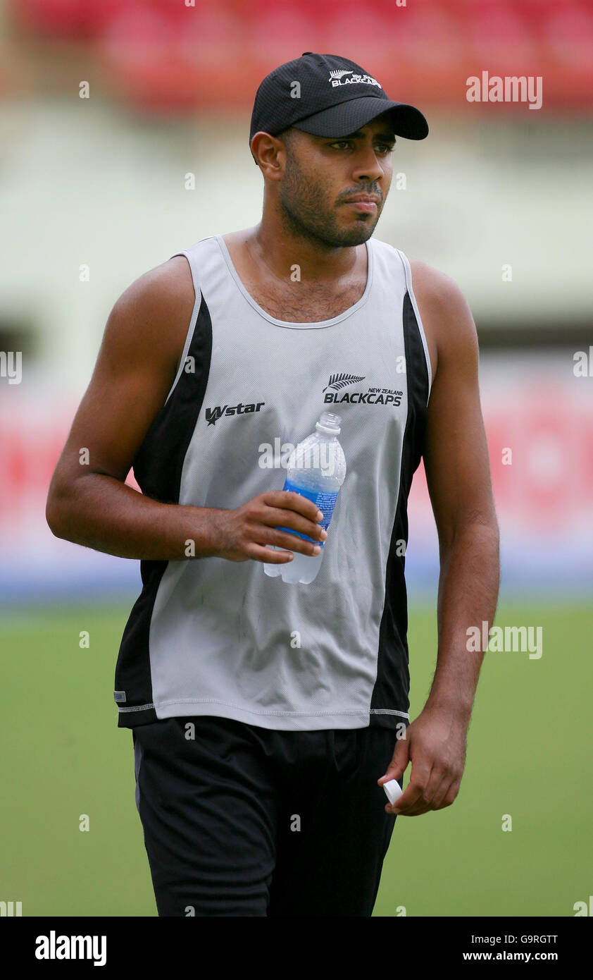 New zealands jeetan patel hi-res stock photography and images - Alamy