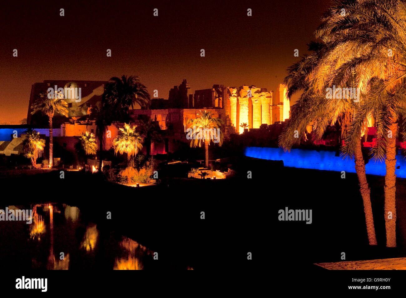 Light show, Temple of Karnak, Luxor, Egypt / lightshow Stock Photo - Alamy